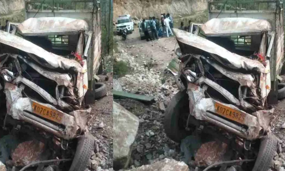 Uttarkashi accident today: उत्तरकाशी गहरी खाई में गिरी गाड़ी 19 वर्षीय ...